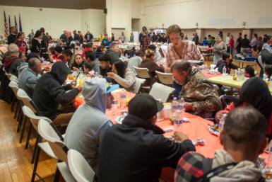 Rescue Mission, volunteers share Thanksgiving with residents — Merced ...